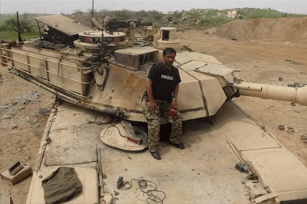 The West's most powerful tank "Challenger-2" was attacked, a new ...