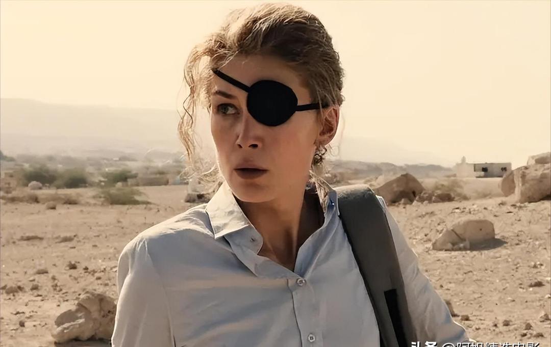 British actress Rosamund Pike's large-scale R-rated movie (6) - iNEWS