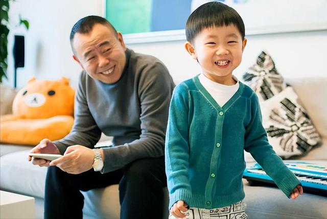 Pan Yang, who married a billionaire, why did he take his son to live in ...