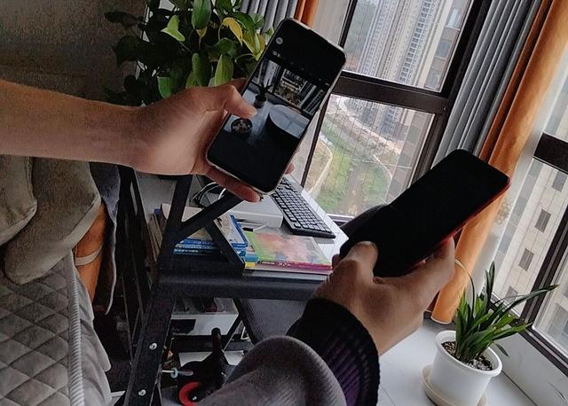 Turn an idle mobile phone into a monitoring probe in seconds, and ...