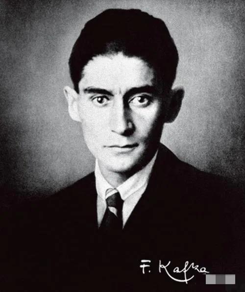Kafka: Helplessness and Pursuit in Absurd Life - iNEWS