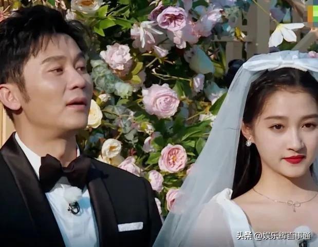 Li Chen's public wedding photos, the bride is actually Guan Xiaotong ...