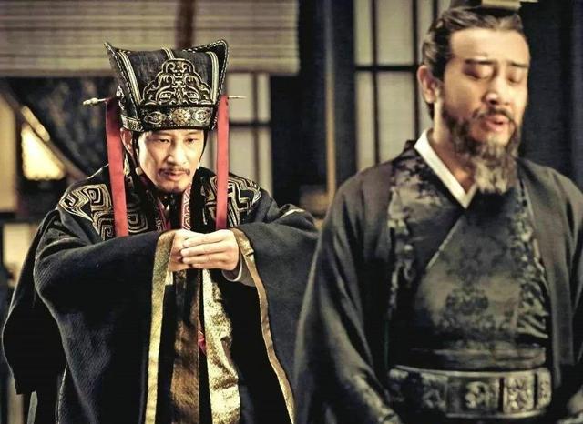 Why did Xun Yu, the chief counselor who had the same illness and sympathy with Cao Cao, oppose ...