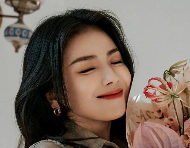 Liu Tao Charlene Choi 230524 Exquisite Atlas Elegant and Generous - iNEWS