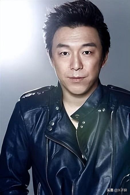 Inspirational 15 years from a passerby to a 5 billion actor!Huang Bo ...