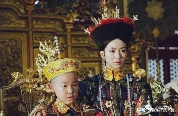 Empress Dowager Longyu and Puyi sitting together is the last time in ...