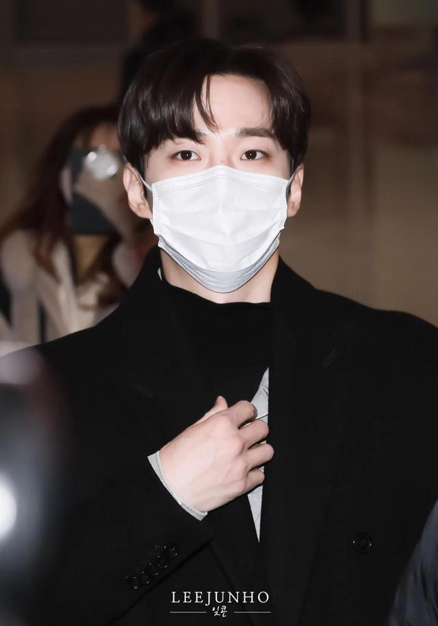 Photo of Li Junhao at Incheon Bangkok Airport on January 27 - iNEWS