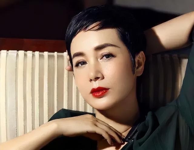 Jiang Wenli, the queen of the eight gold medals: Another artist who ...