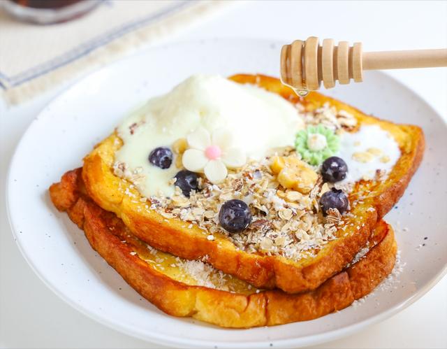 You must have never tried this new way to eat toast, crispy outside and ...