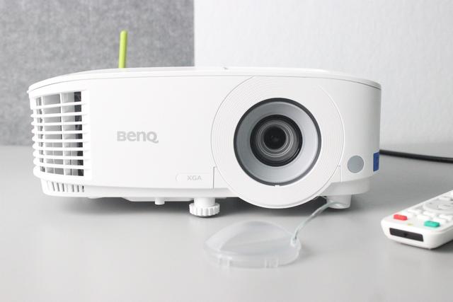 BenQ E540 smart projector evaluation: projection without closing the window, high efficiency ...