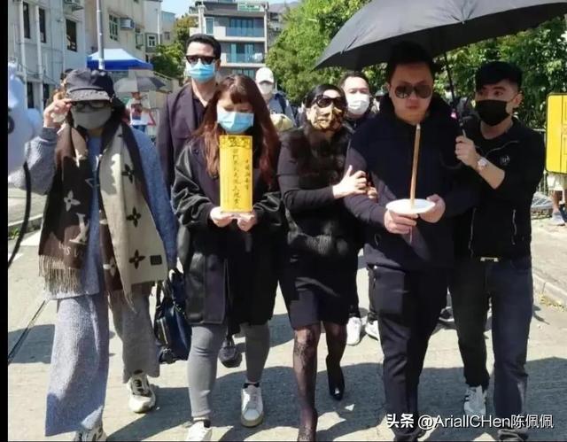 Parents went to the scene to pay homage to Cai Tianfeng's head seven ...
