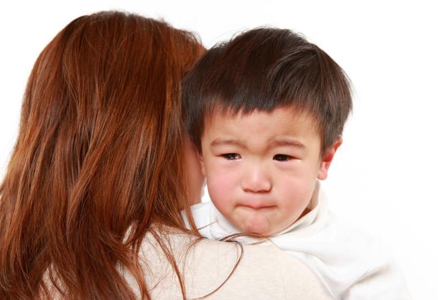 Why does the baby still hug after being yelled and beaten?After ...