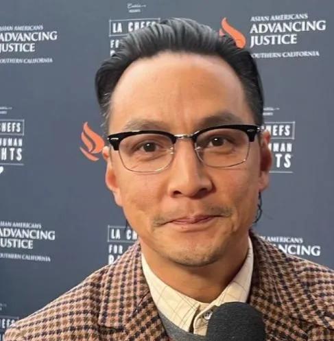 48-year-old Wu Yanzu has changed a lot in his prime! The handsome ...
