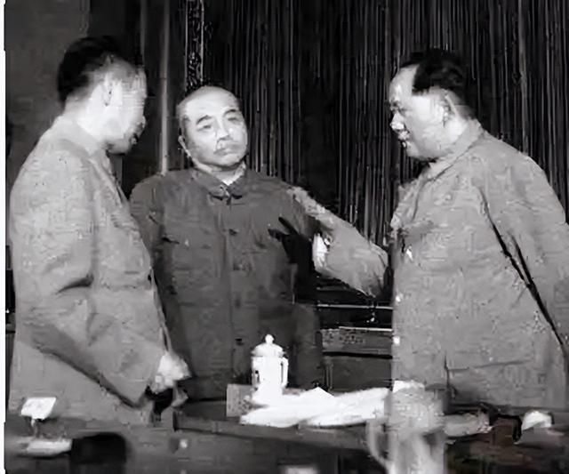 The last time Peng Dehuai and Mao Zedong met in 1965, Peng Dehuai bitterly said: If you have ...