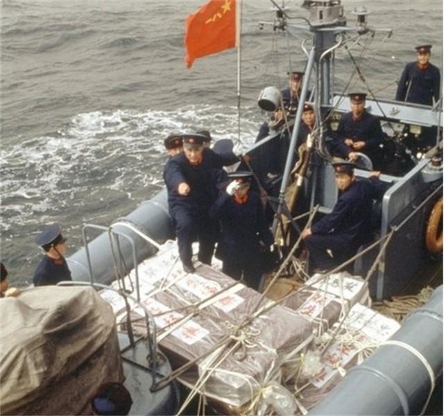 20-year-old Du Xinli shot and killed 6 comrades and defected to Taiwan ...