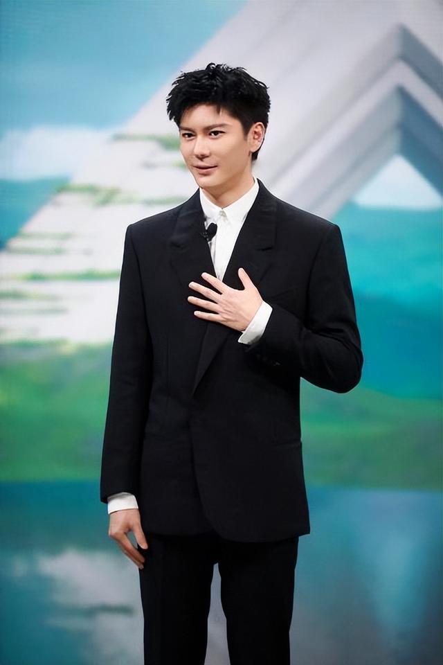 Concerned about life and caring for home, young actor Wang Jia speaks ...