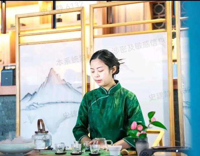 Dongqian Lake Fuquan Mountain is the most beautiful green sea this ...