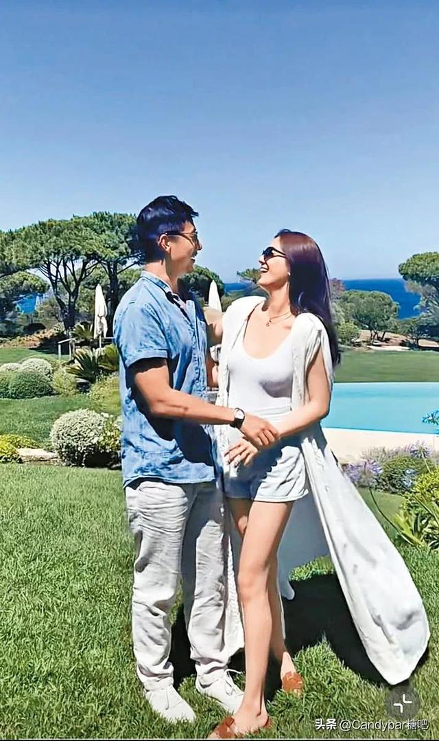 Wu Qianyu took a group photo with her rich three-generation boyfriend ...