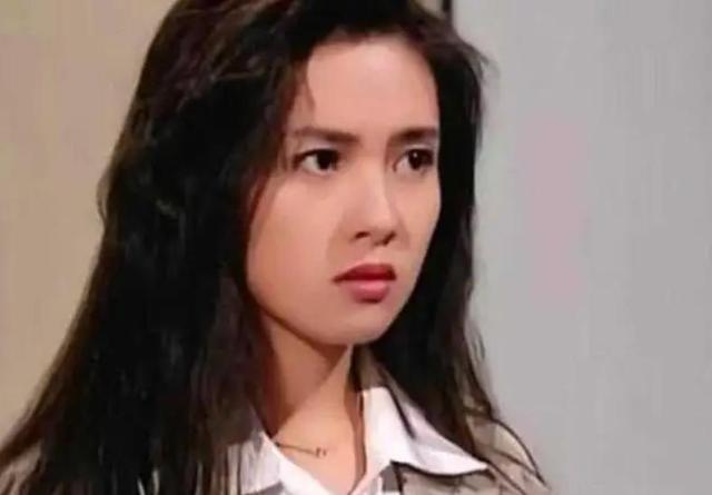 "Obsessed with plastic surgery" Han Huijing, crazily injected soybean ...