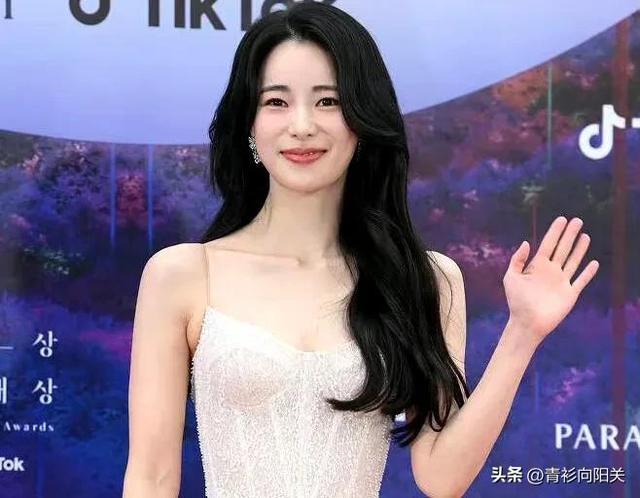 Dark Glory: Rewatch the confrontation between Yanzhen and Sun Mingwu, and then understand that ...