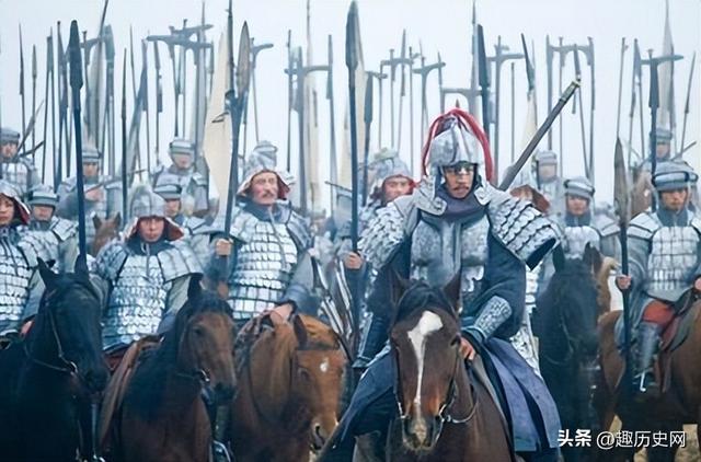 In the battle of Pengcheng, how did Liu Bang's army of 560,000 fight against Xiang Yu's 30,000 ...