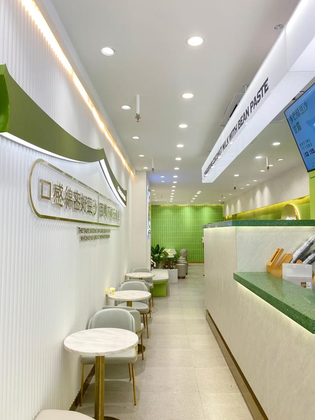 How does Cha Kwai Fong Bean Paste Coconut Milk Shop fascinate girls ...