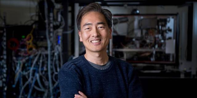 how to choose?IonQ founder talks about local and cloud quantum ...