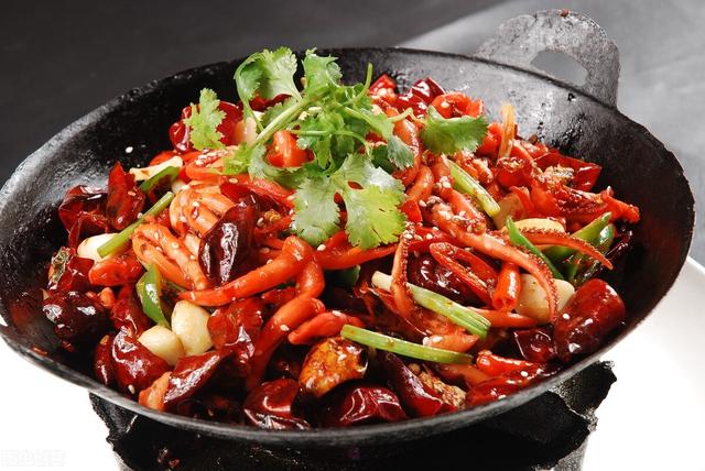 Spicy incense pot is delicious and spicy, three bowls of rice are not ...