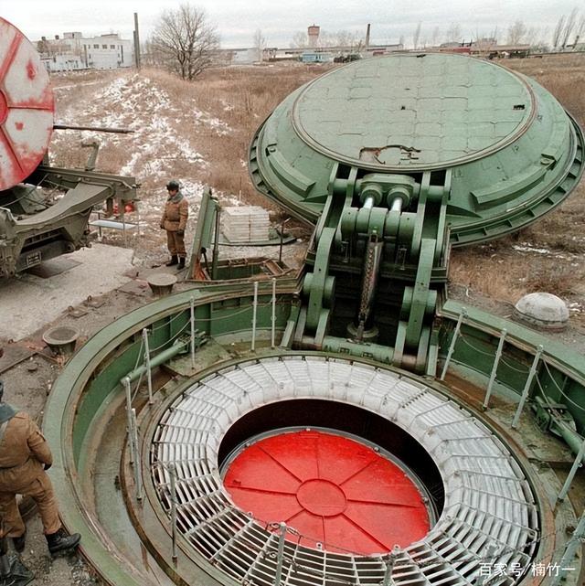 The Belarusian military officially announced that the "Topol" tactical ...