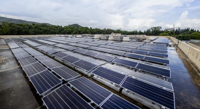 Dutch cabinet plans to remove VAT on solar panels from next year - iNEWS