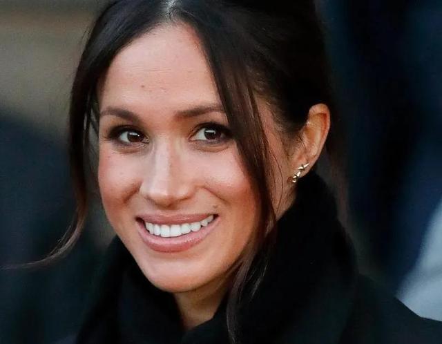 Meghan starts to panic and prevents Harry from attending Charles ...