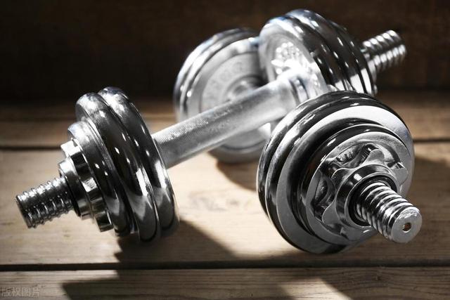 Use these four classic movements to practice chest with dumbbells, and ...