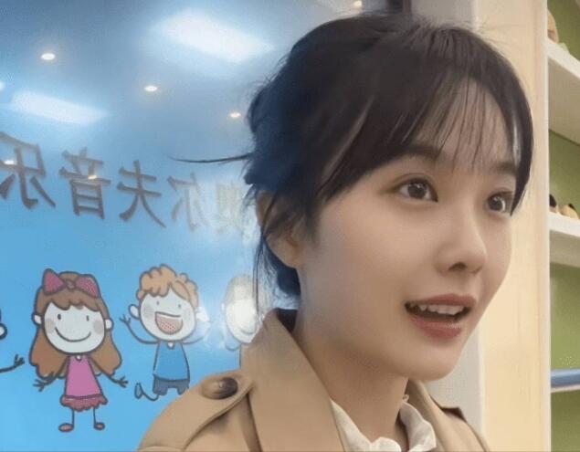 The real identity of Internet celebrity "Ms. Huang" has been speculated ...