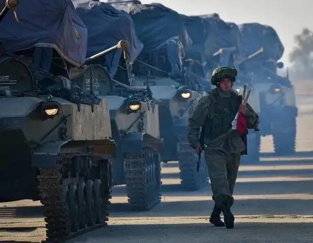 The New Eight-Power Allied Forces Come On Stage - A Large Number of ...