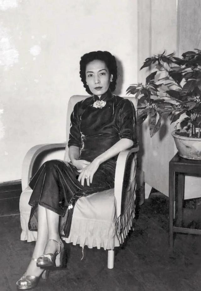 Mei Lanfang's "predecessor", Du Yuesheng's fifth concubine, Meng Xiaodong - iNEWS