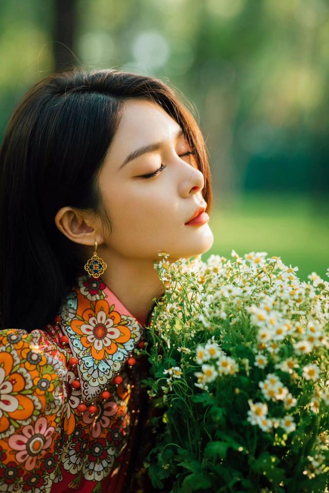 Celebrity photo - Fu Jing - iNEWS