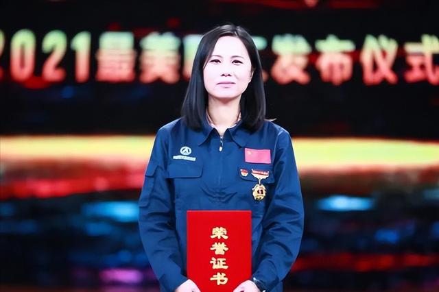 The heroine "easy", the only female chief designer of the manned rocket ...