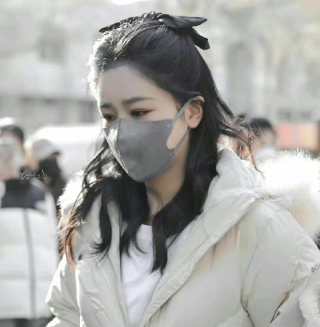 Yang Zi, Hua Chenyu, Zhou Ye, Wang Xingyue, Xi Mengyao, Li Hongyi - iNEWS