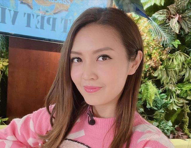 Post Photos To Declare Sovereignty A Well Known Actress In Hong Kong