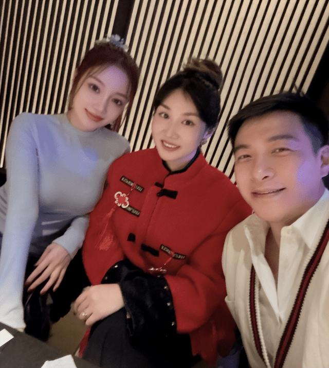 Li Xiaolu took Tianxin to a family gathering and her parents rarely ...