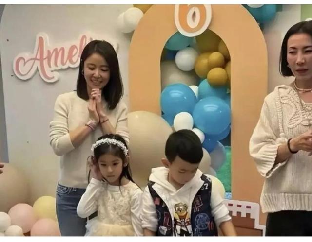 The fairy wants to laugh? Ruby Lin's family portrait was exposed, Huo ...