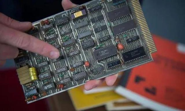 Three arrows fired!Domestic chips accelerated to break the game, and ...