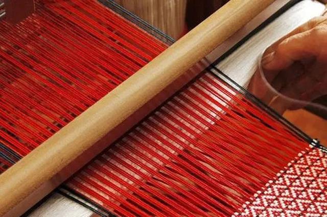"Dumbara weaving" in Sri Lanka is listed as a world cultural heritage ...
