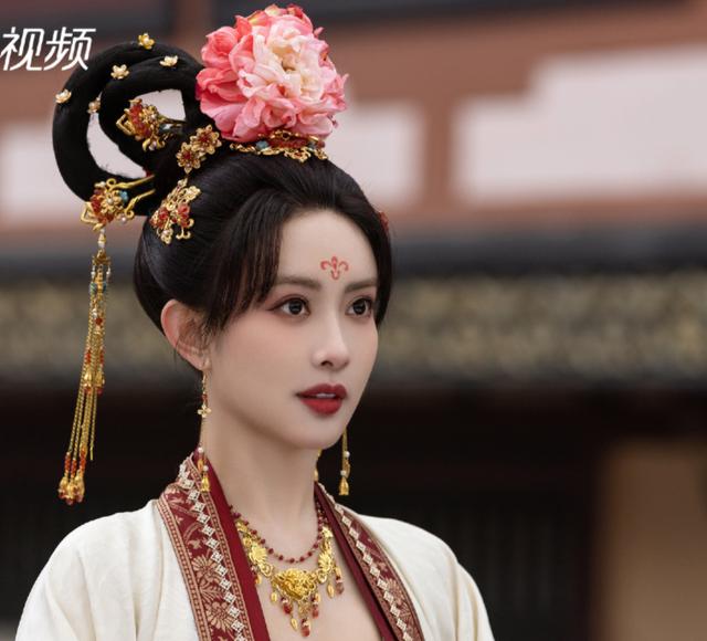 Xu Zhengxi and Meng Ziyi's "Anecdote of Hualiuli" is finalized, and the ...