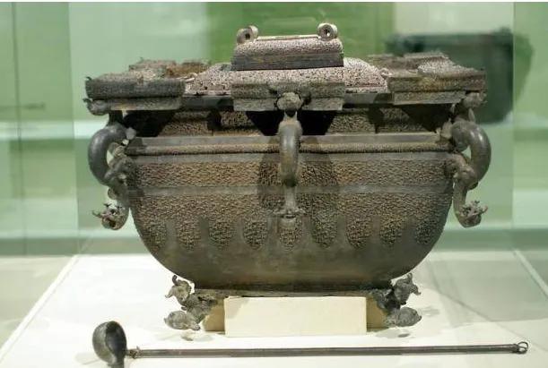 Warring States period "refrigerator" unearthed in ancient tombs, the ...