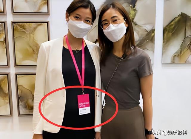 Zhu Lingling is about to hug her grandson!Daughter-in-law is 6 months ...