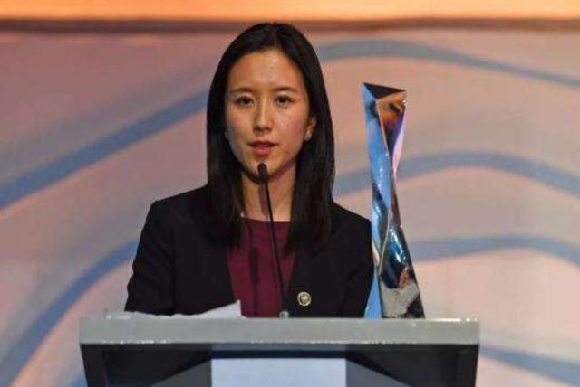 Leaving the mess to Meituan, Hu Weiwei, who successfully cashed out 1.5 ...