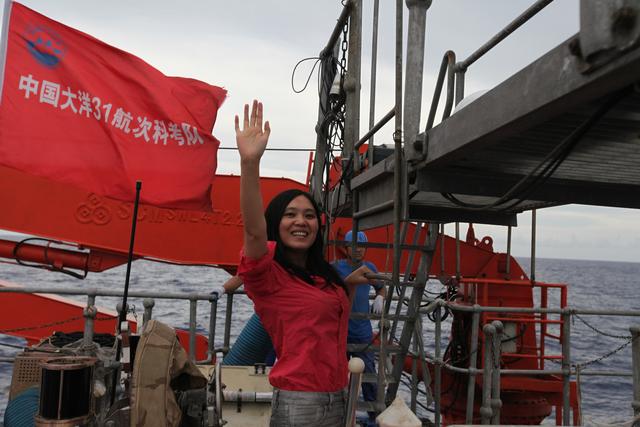 Dive into the 7,000-meter deep sea, what wonderful sights can you see ...