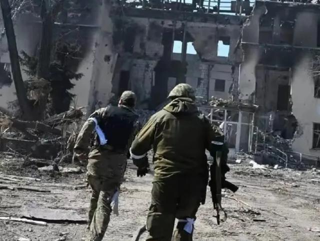 The entrance to the secret nest of the Azov camp has been confirmed ...