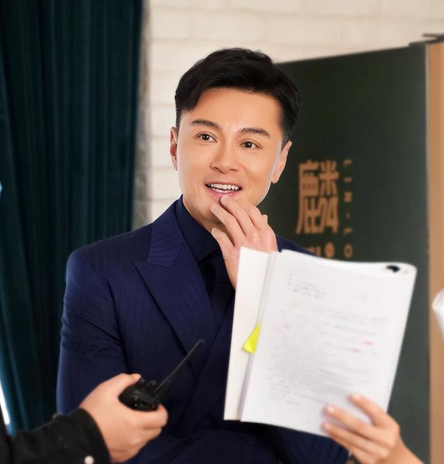 The wealthy wife has a good temperament, Huang Haoran shows off her ...